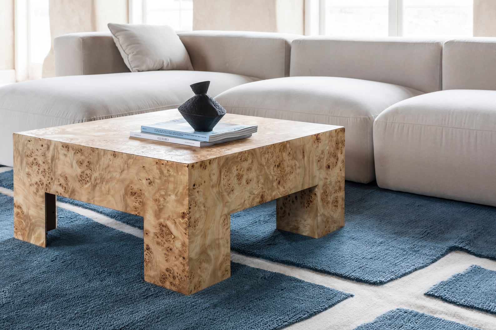 Vloerkleed Layered Gotland Klint Wool Rug Cornflower Blue ...