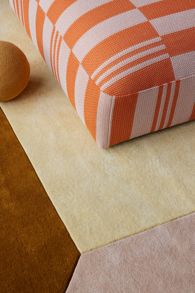 Vloerkleed Layered Teklan Box Wool Rug Yellows – Vloerkledenwinkel